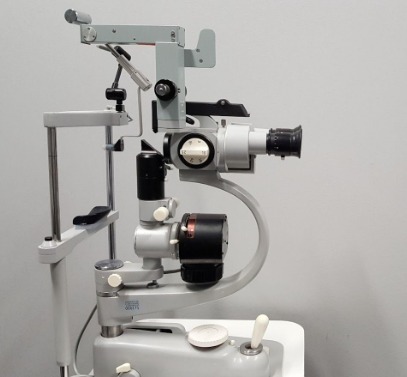Components and Design of the Slit Lamp